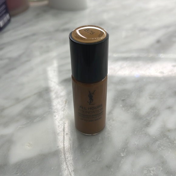 Yves Saint Laurent | Makeup | 85 Ysl All Hours Foundation Octinoxate ...